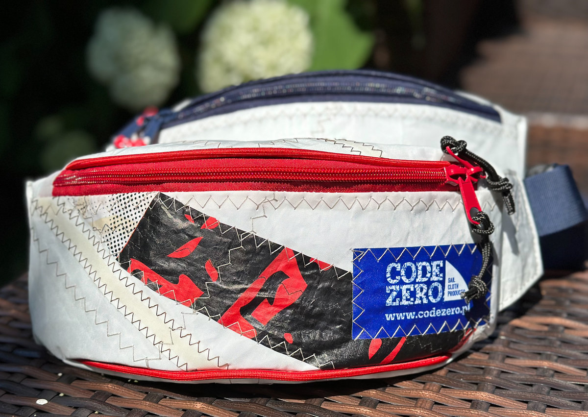 Saszetka nerka Code Zero z używanego żagla, duża lub mała, na zamówienie - Inna marka | Sport ...