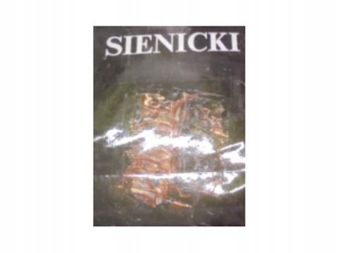 Sienicki - Opracowanie zbiorowe | Książka w Empik