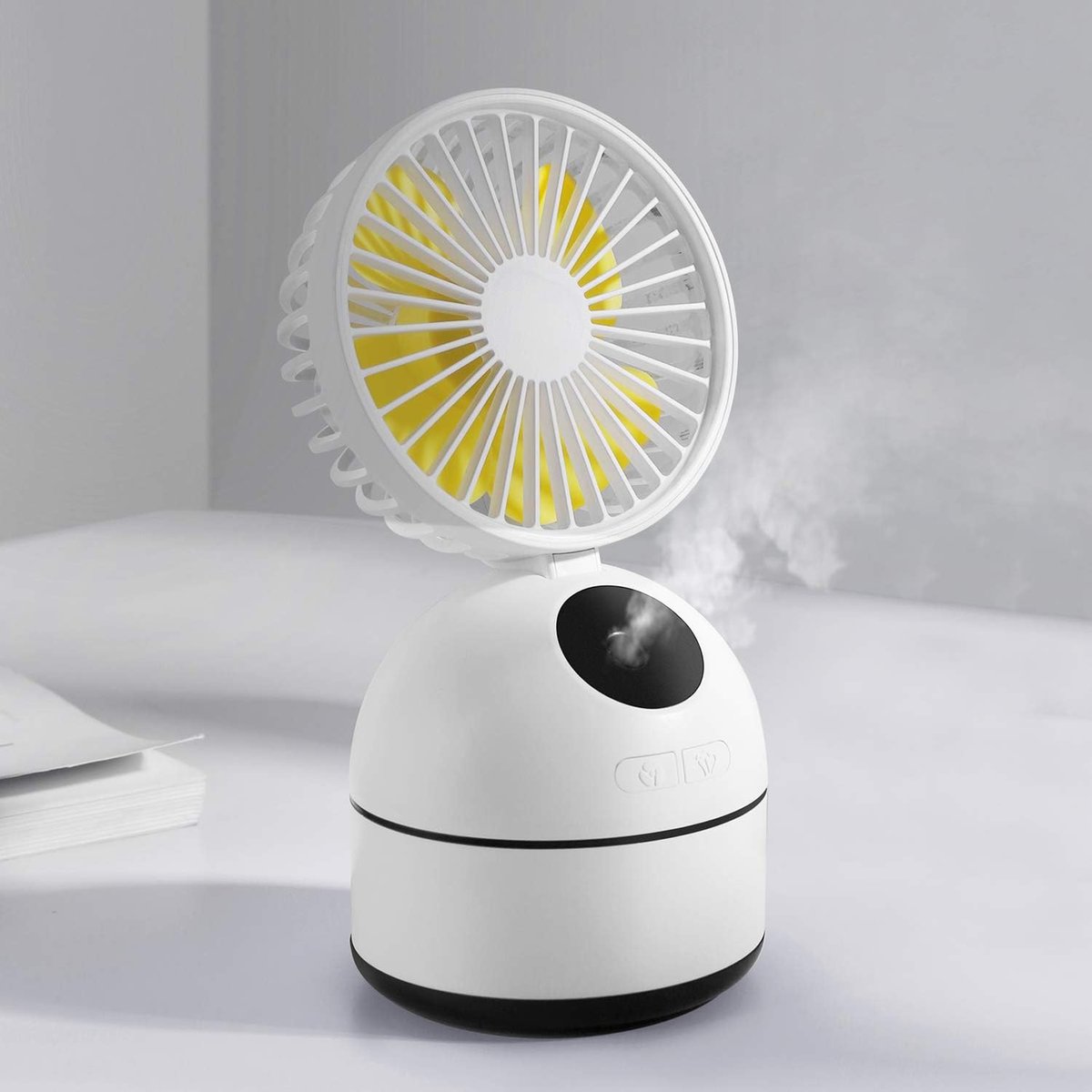 Small Personal Desk Fan Misting Mini Portable Fan USB Rechargeable ...