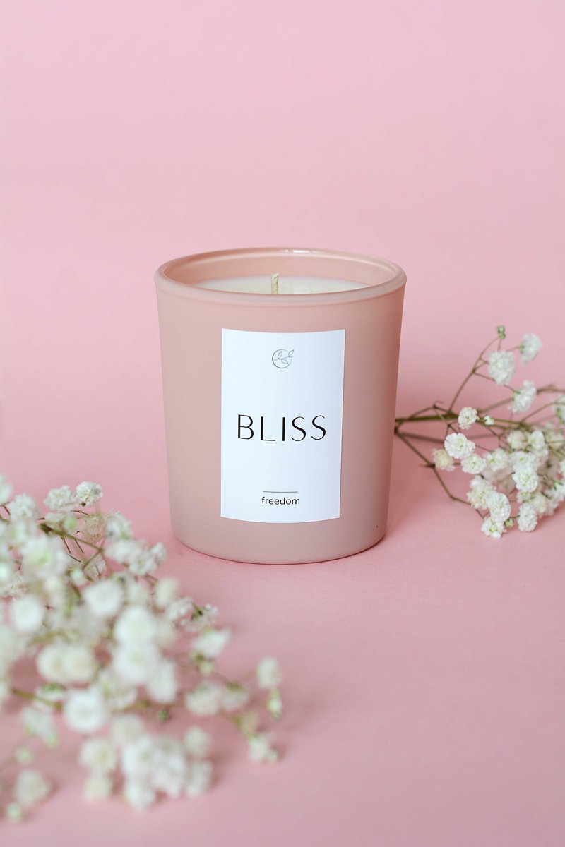 Świeca sojowa FREEDOM -PINK- kaszmir, konwalia, brzoskwinia – 150g ...
