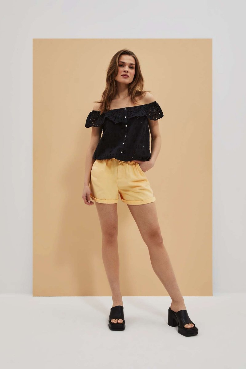 Szorty z podwiniętą nogawką -M - Moodo | Moda Sklep EMPIK.COM
