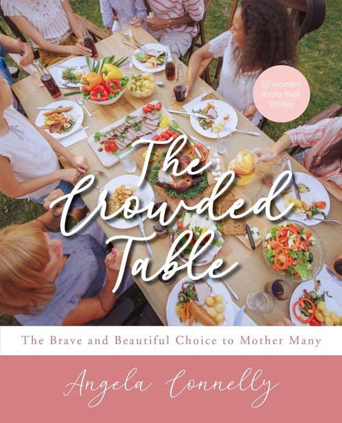 The Crowded Table - Angela Connelly | Książka w Empik