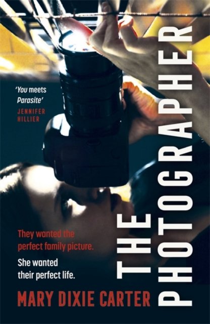 The Photographer - Mary Dixie Carter | Książka w Empik