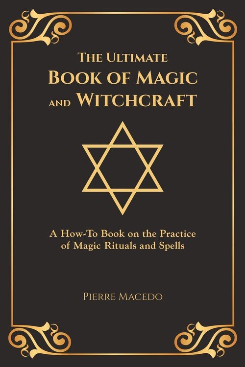 The Ultimate Book of Magic and Witchcraft - W opisie | Książka w Empik