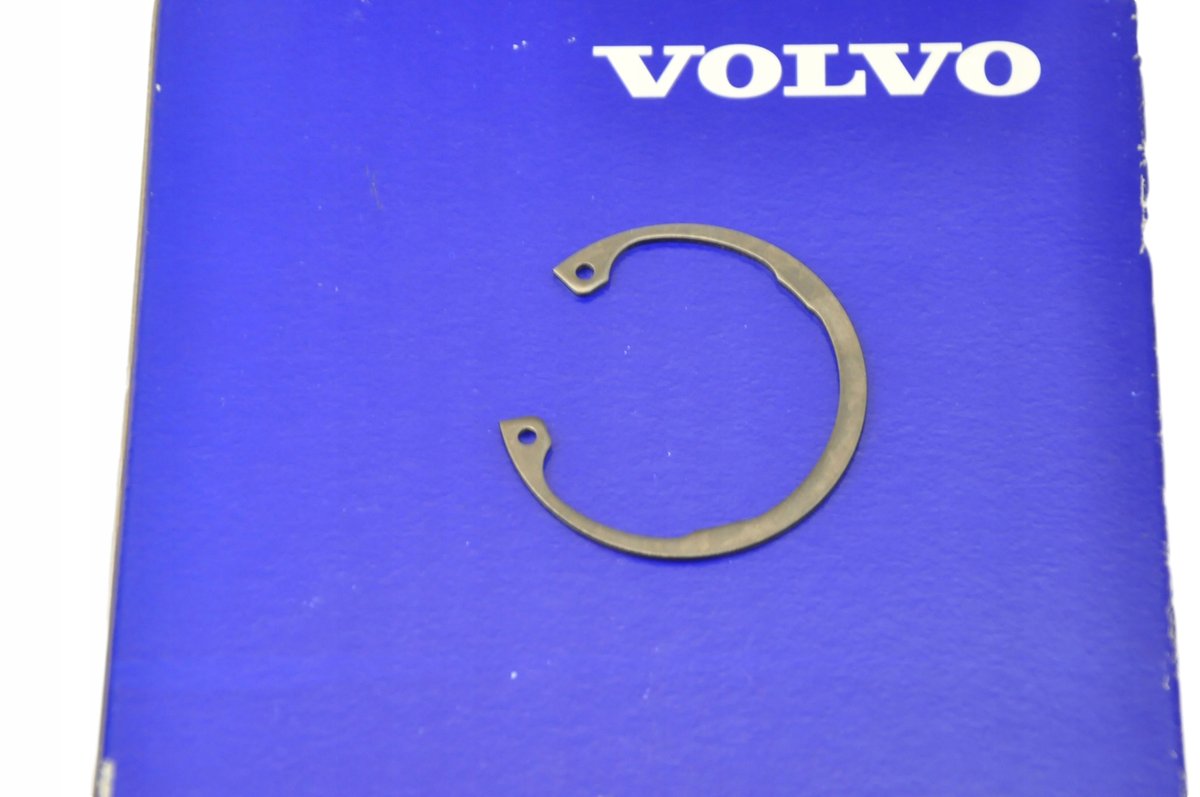 VOLVO S90 zabezpieczenie tulei przekładni kątowej 30713645 - Volvo ...