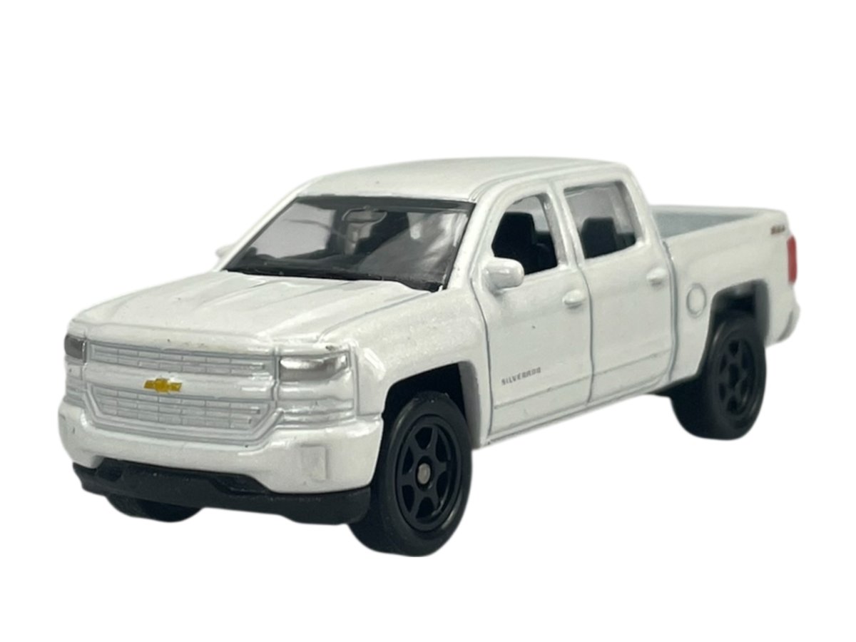 WELLY 2017 CHEVROLET SILVERADO BIAŁY 1:60 SAMOCHÓD NOWY METALOWY MODEL ...