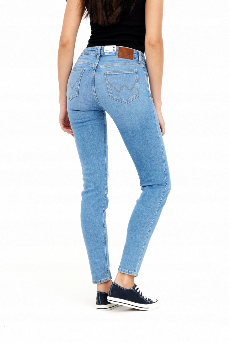 WRANGLER SKINNY MAMBO BLUE W28KKRP21 31/34 - Wrangler | Moda Sklep ...