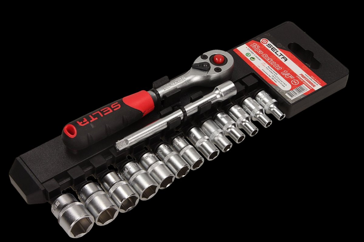 Zestaw Narzędziowy Na Wieszaku, 1/4", 15 Cz. - ROOKS | Sklep EMPIK.COM