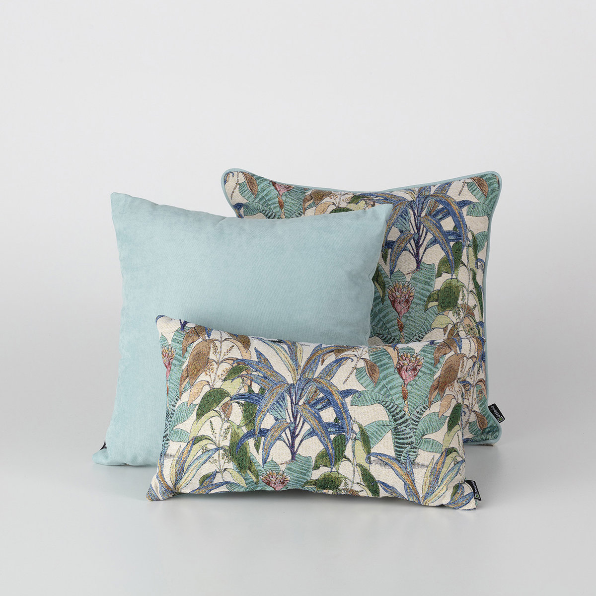 Zestaw poduszek do salonu Subtle Touch, 43x43/45x45/47x28 cm - Dekoria ...