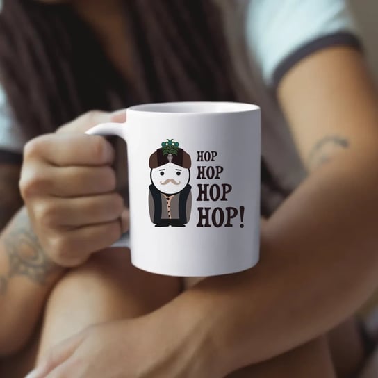 Kubek ceramiczny Hop hop hop hop! - dla fanów serialu 1670 330 ml, Koszulkowy - Koszulkowy ...