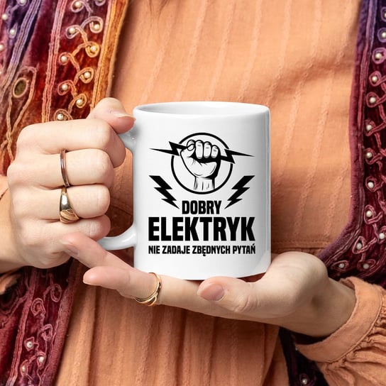 Kubek ceramiczny Dobry elektryk nie zadaje zbędnych pytań 330 ml, Koszulkowy - Koszulkowy ...