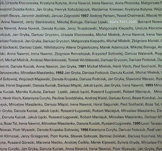 Biała 1985 - 2000 - W opisie | Książka w Empik