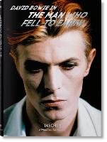 David Bowie. The Man Who Fell to Earth - Duncan Paul | Książka w Empik