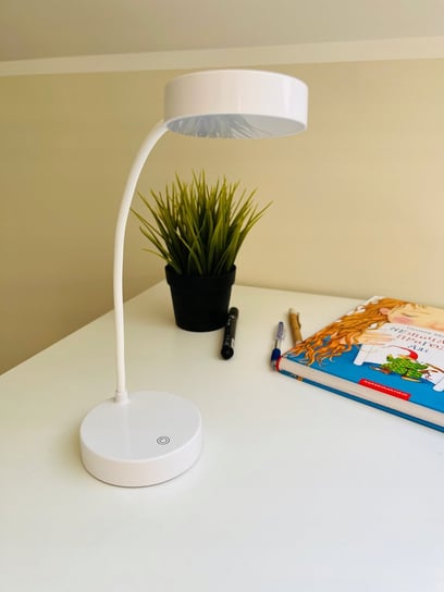 Lampka biurkowa LED dotykowa - inna (Inny) | Sklep EMPIK.COM